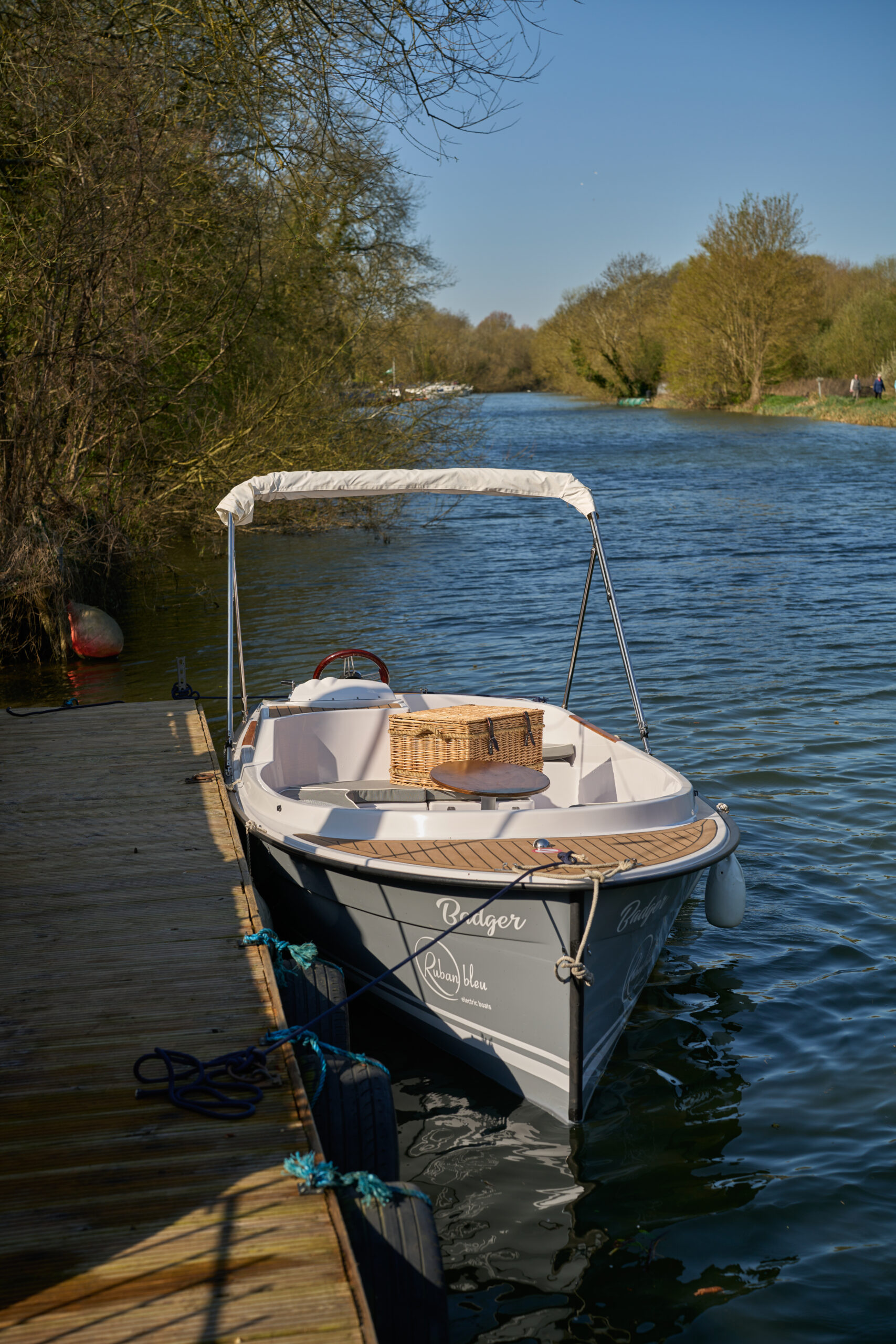 Boat Hire - The Kingfisher